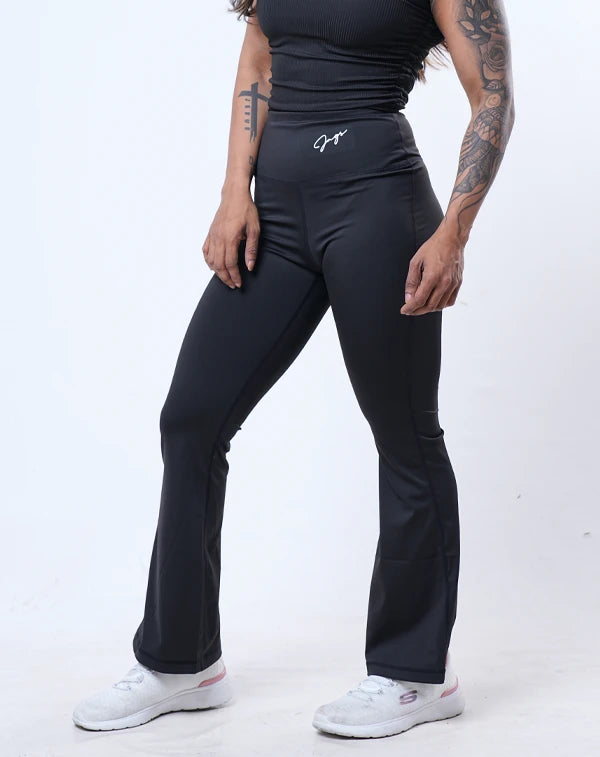 Svelte Retro-Modern Bellbottoms Pants – JAGS